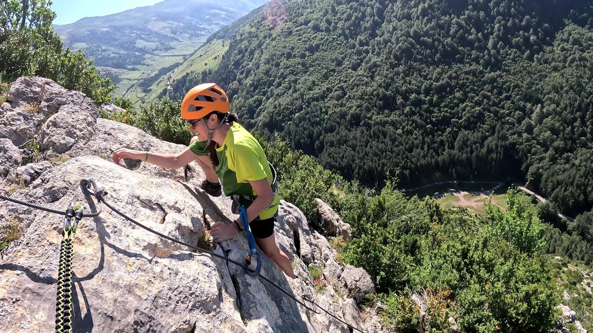 Las Mejores Vías Ferratas en la Serranía de Cuenca - R1Aventuras